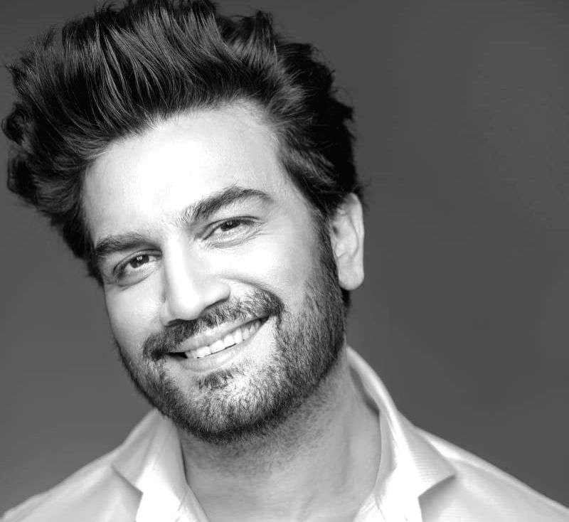 Sharad Kelkar shares first look of 'Deja Vu'